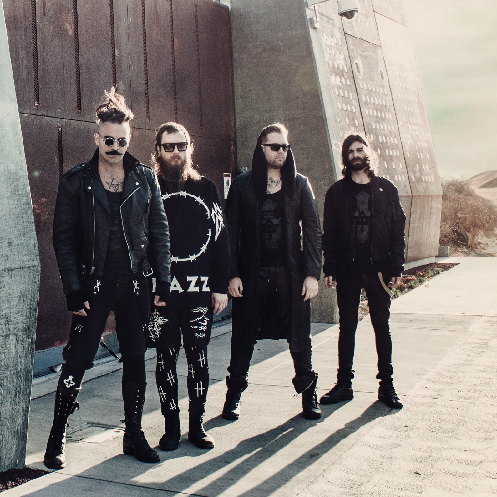 3TEETH_2400x3195 – Infest UK